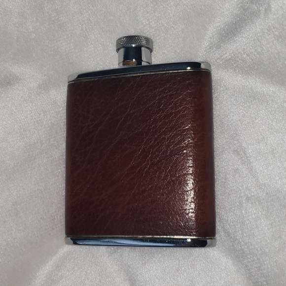 Dining | Wa Goold Vintage Brown Leather Hip Flask | Poshmark